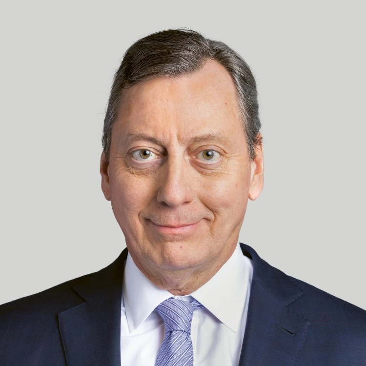 Our leadership | Swiss Re