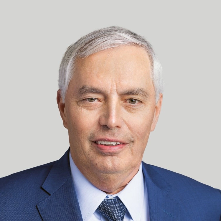 Our leadership | Swiss Re