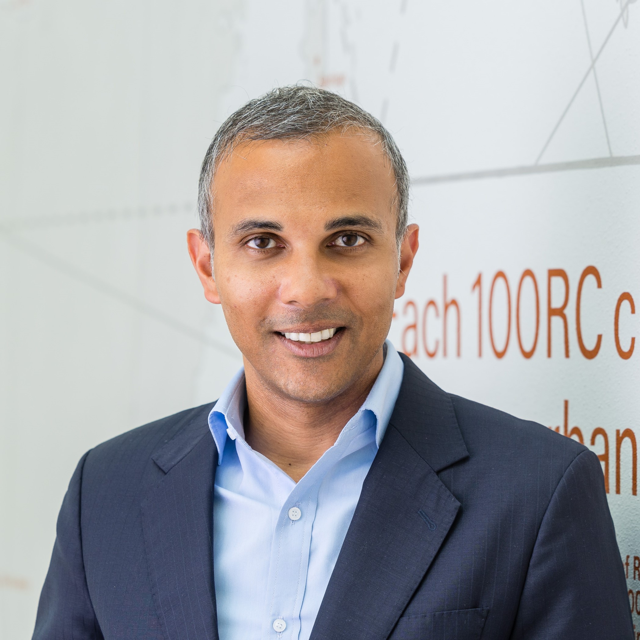 Nikhil da Victoria Lobo