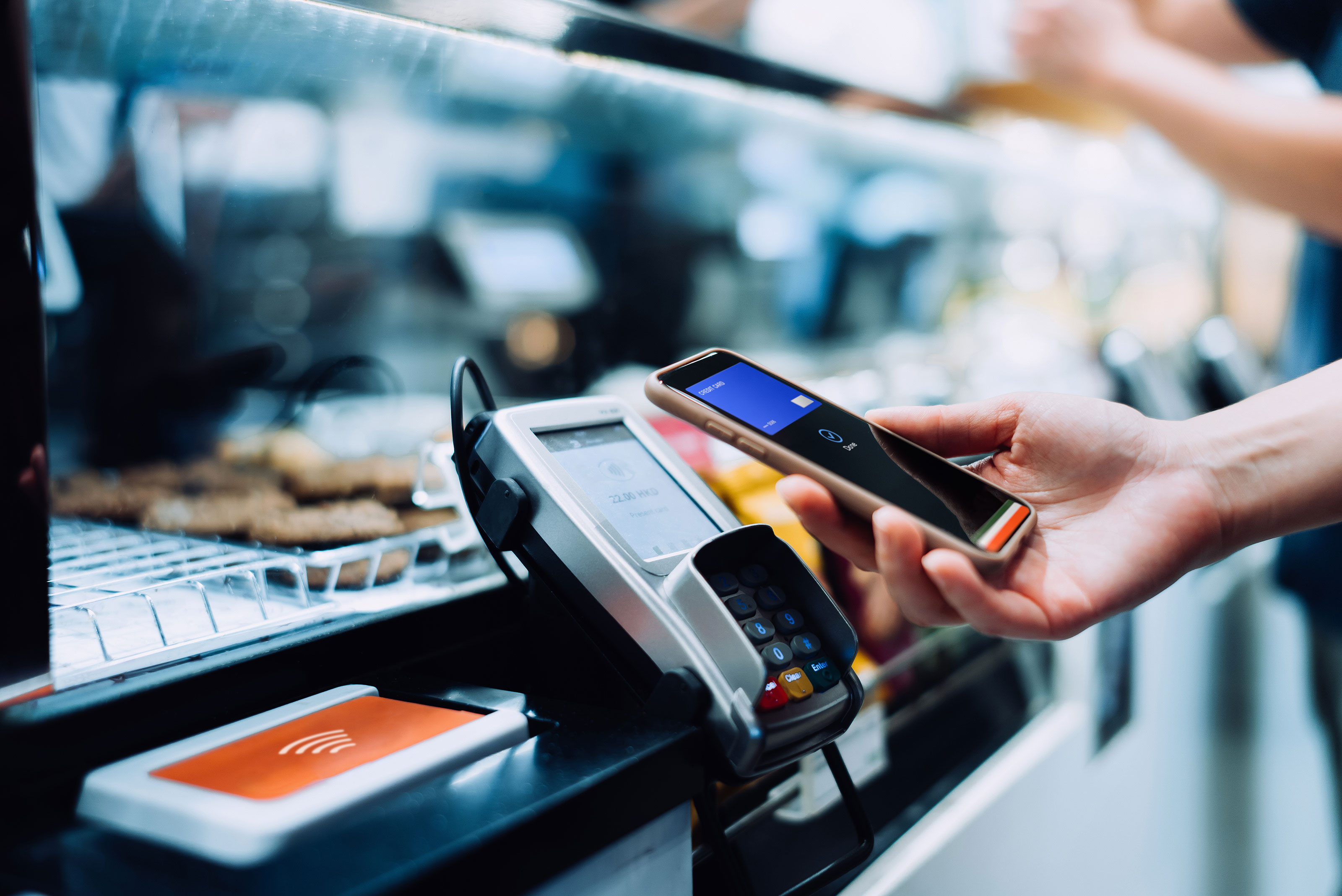 Digital payments – disruption risks in a cashless economy | Swiss Re