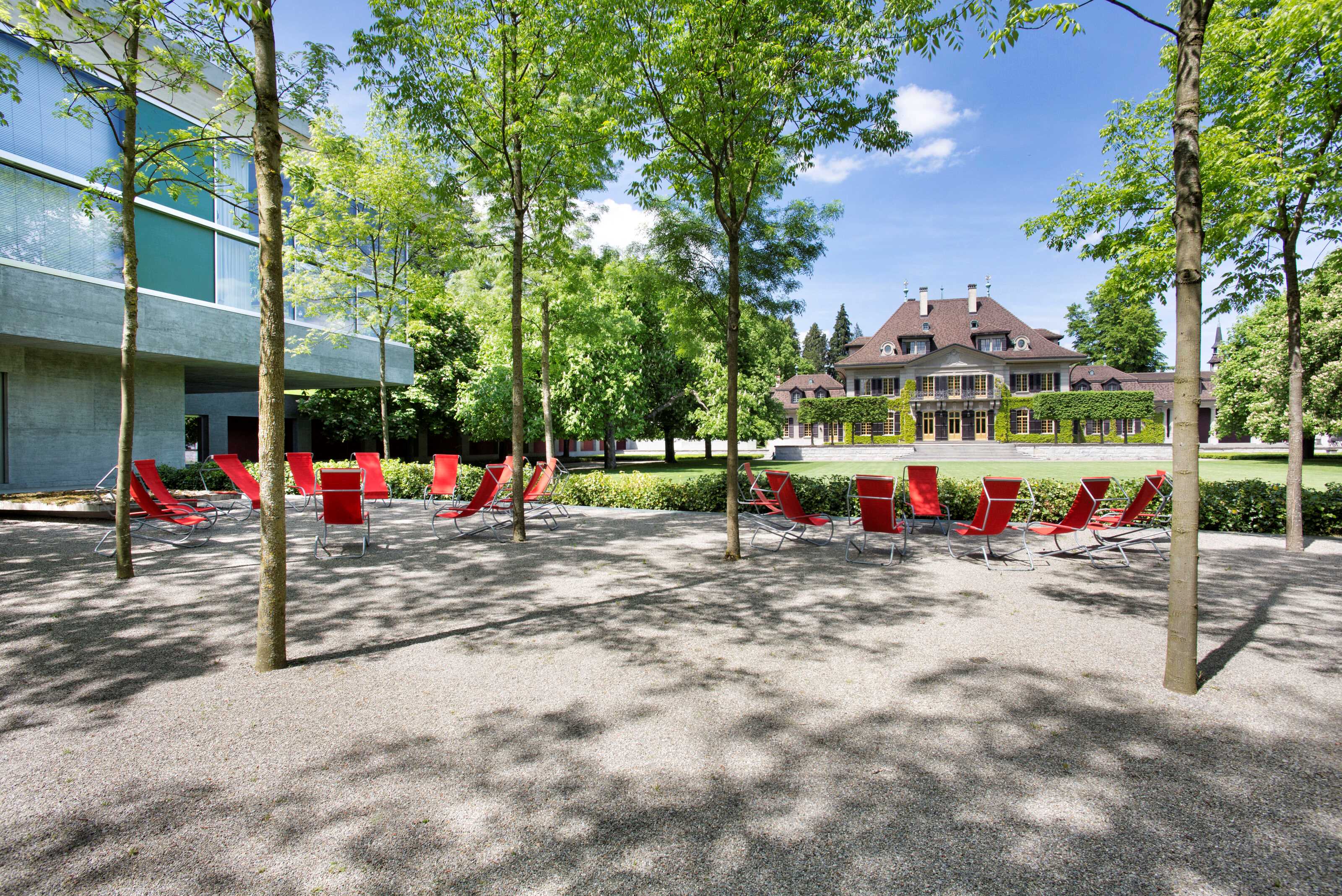 Frequently asked questions | Swiss Re