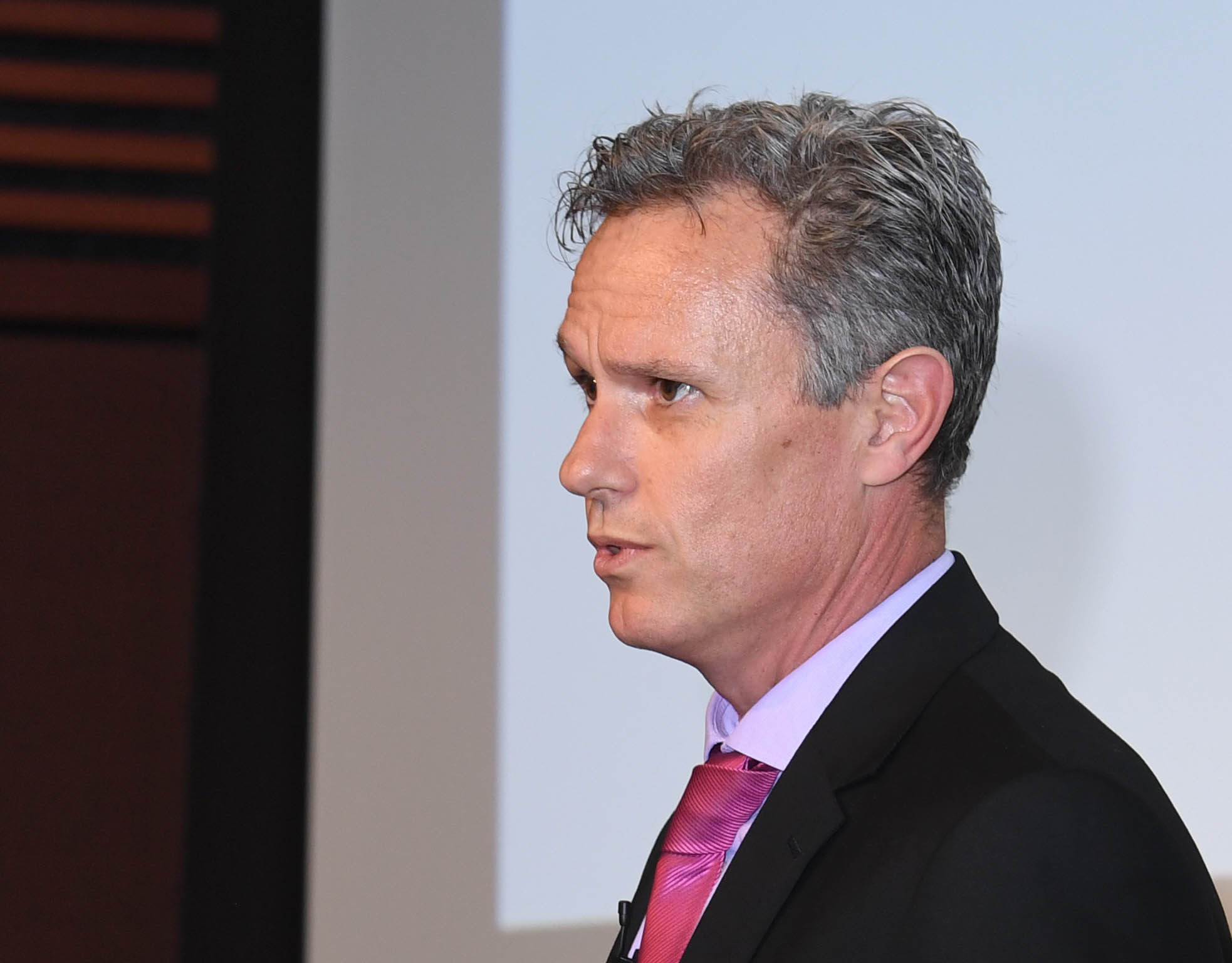 John Schoonbee: Panel discussion on "What evidence can we trust ...