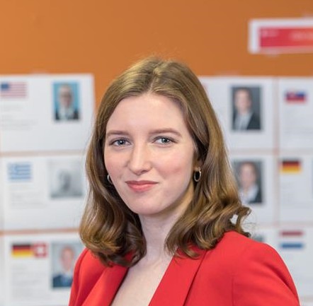 Victoria Mayo's Instagram, Twitter & Facebook on IDCrawl